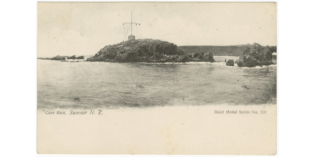 Cave Rock, Sumner. N.Z. | discoverywall.nz