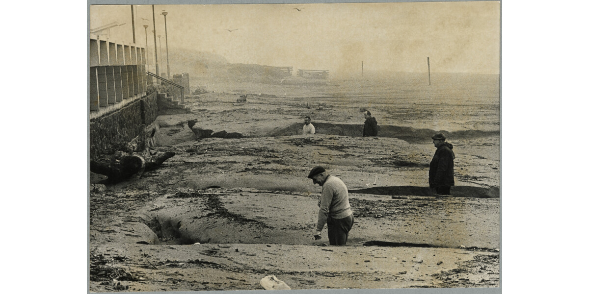 Trenches at New Brighton beach | discoverywall.nz