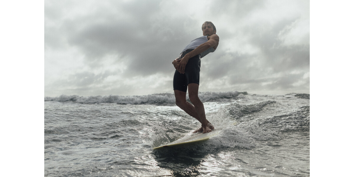 Surfer Stance | discoverywall.nz