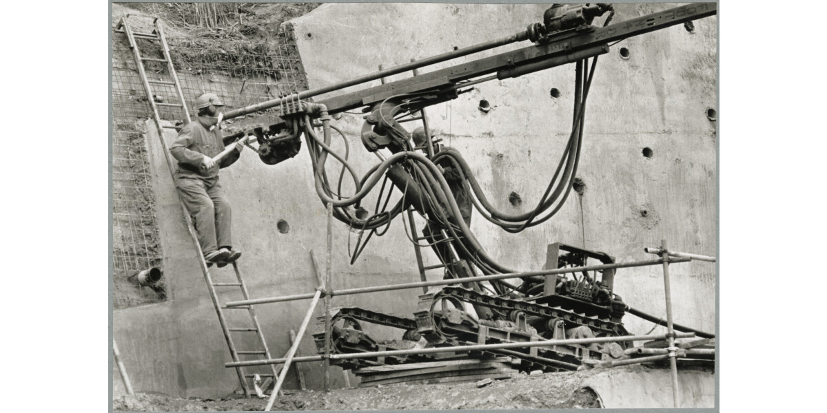 Silo Staves Retaining Wall