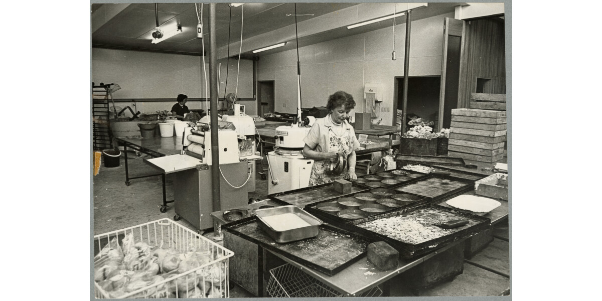 Simons Bakery Ltd | discoverywall.nz