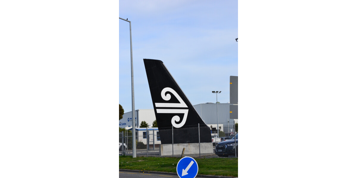 Air New Zealand Engineering & Maintenance building | discoverywall.nz