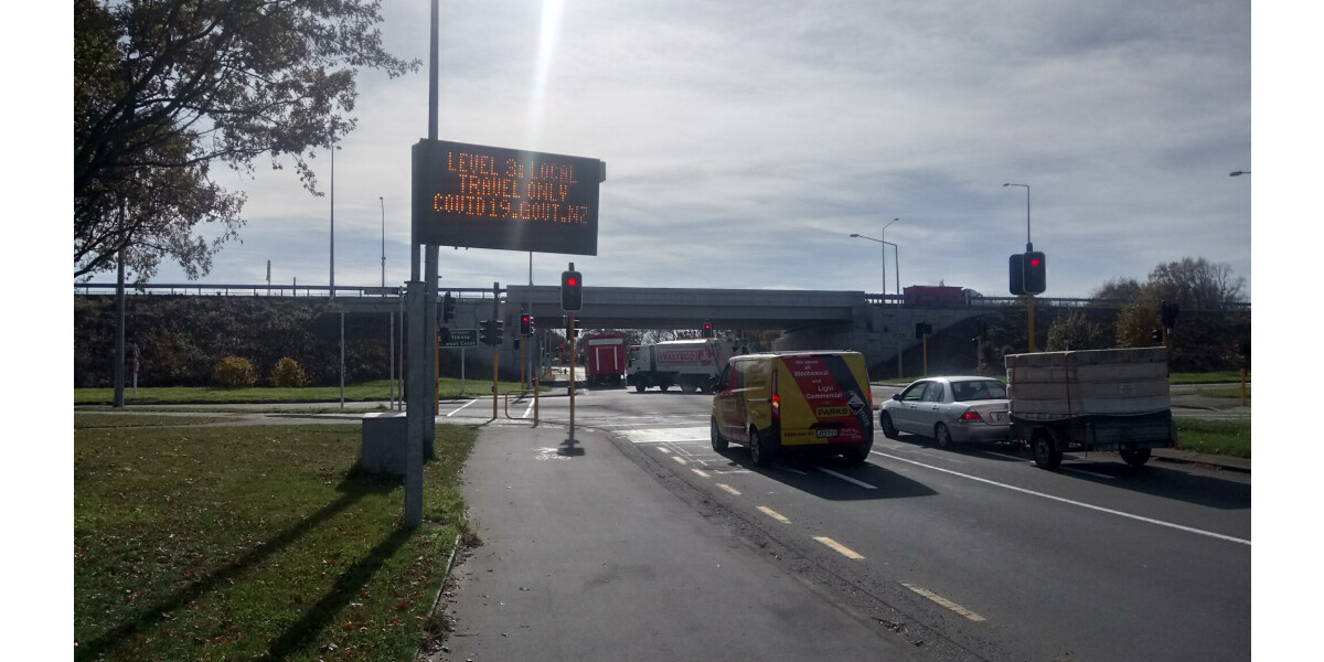 COVID-19 Level 3 signage on Barrington Street | discoverywall.nz