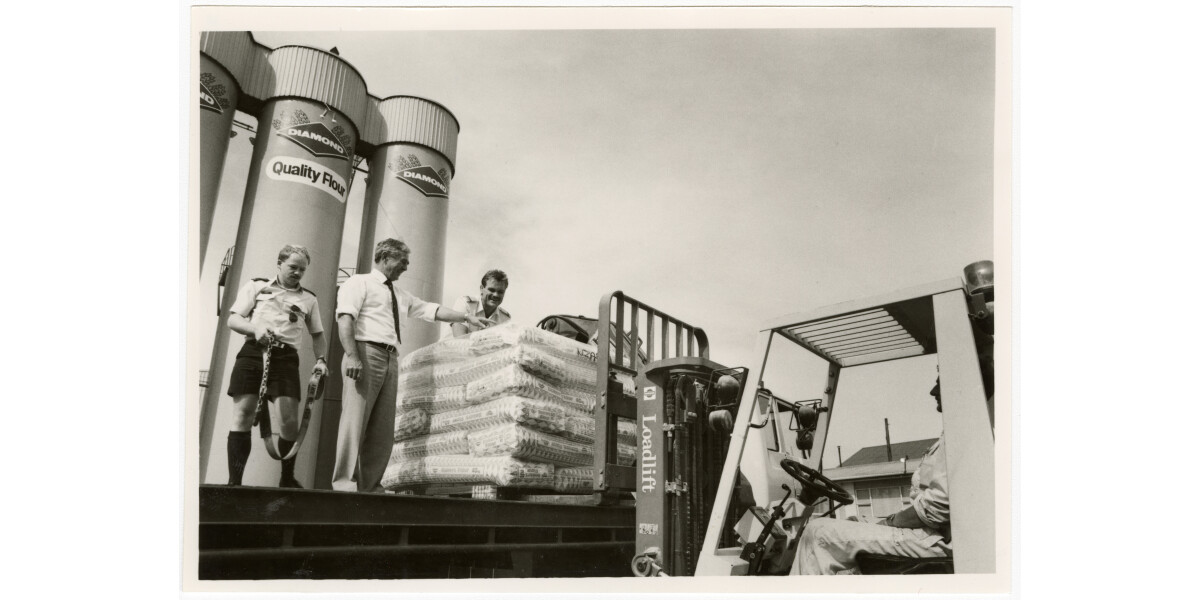 Flourmills Limited donation for Cyclone Ofa victims | discoverywall.nz