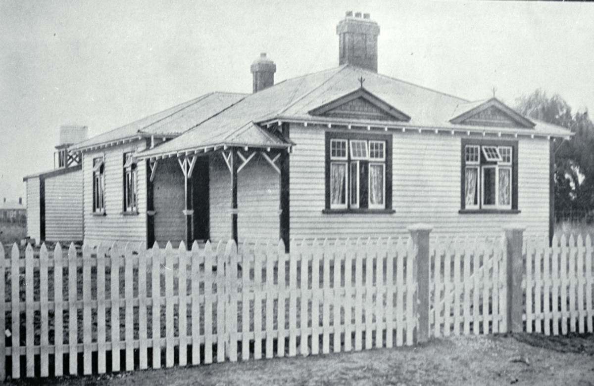 A newly completed worker's home in Sydenham | discoverywall.nz