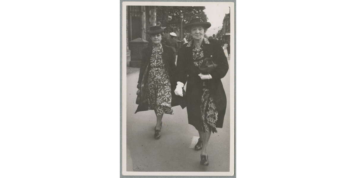 Mary Illingworth and Emily Anderton | discoverywall.nz