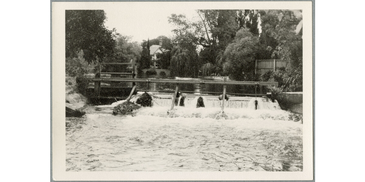Flemings Mill weir | discoverywall.nz