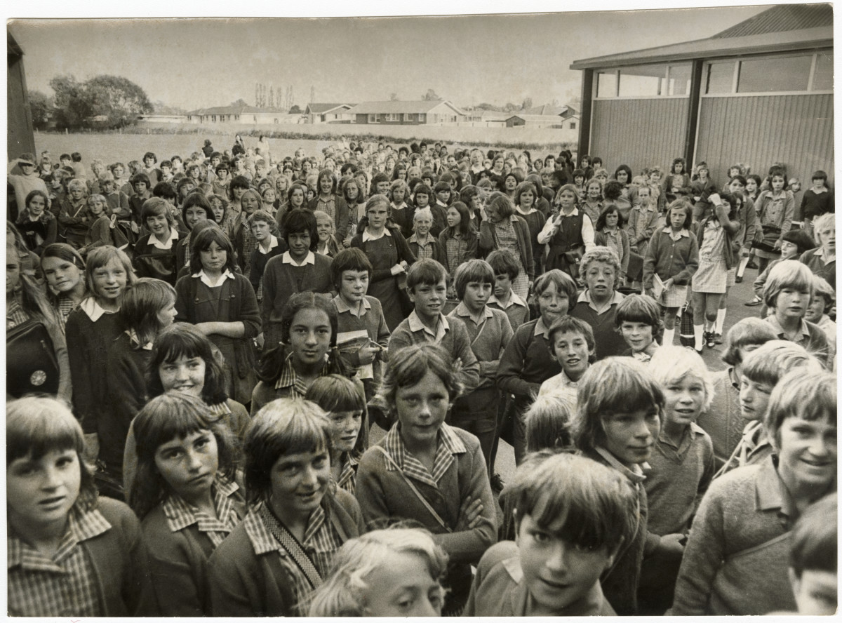 Breens Intermediate School opening | discoverywall.nz