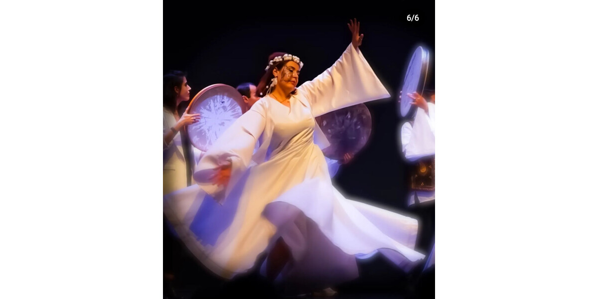 Sama dance and Devine | discoverywall.nz