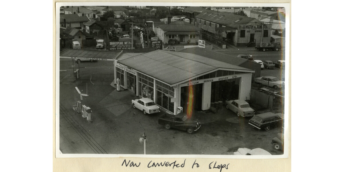 Waltham Service Station | discoverywall.nz