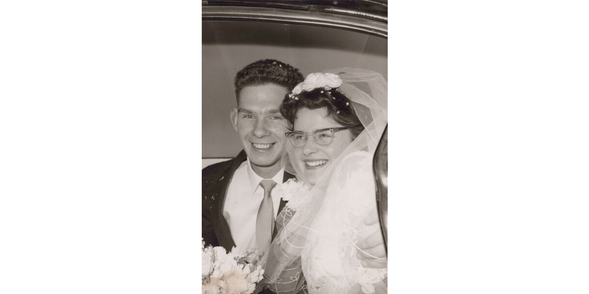 Wedding portrait of Rosena and Jimmy Smyth | discoverywall.nz