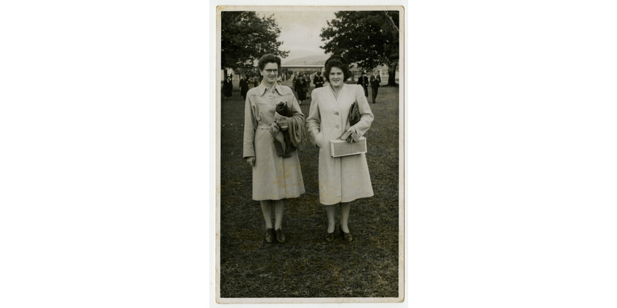 Photo of Annie’s Mother and Aunt. | discoverywall.nz