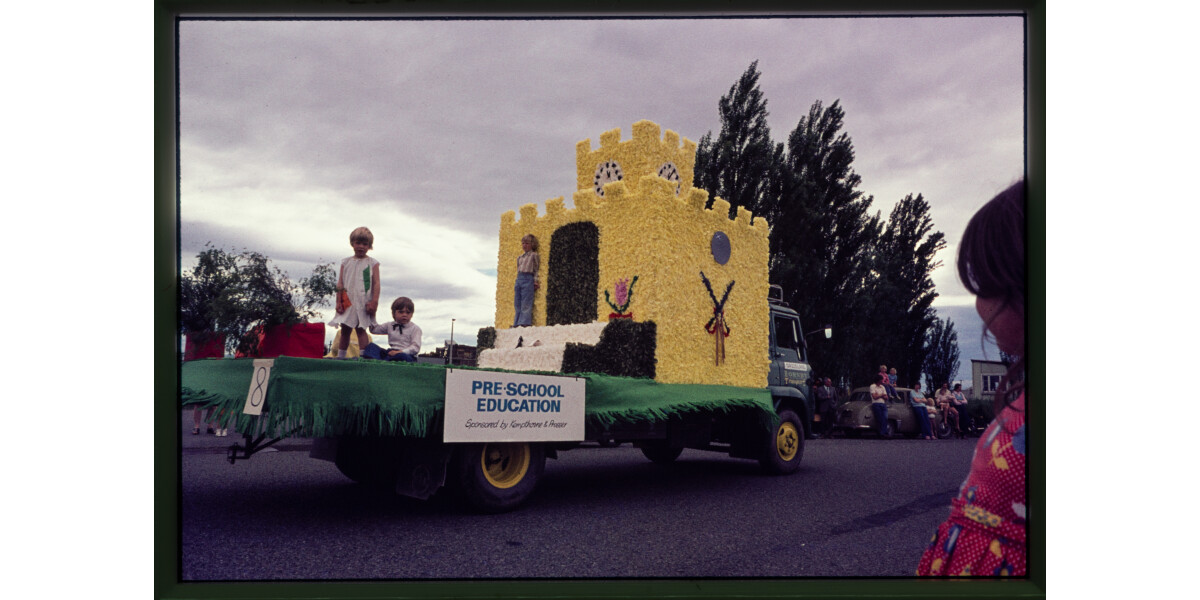 Pre-school education float | discoverywall.nz