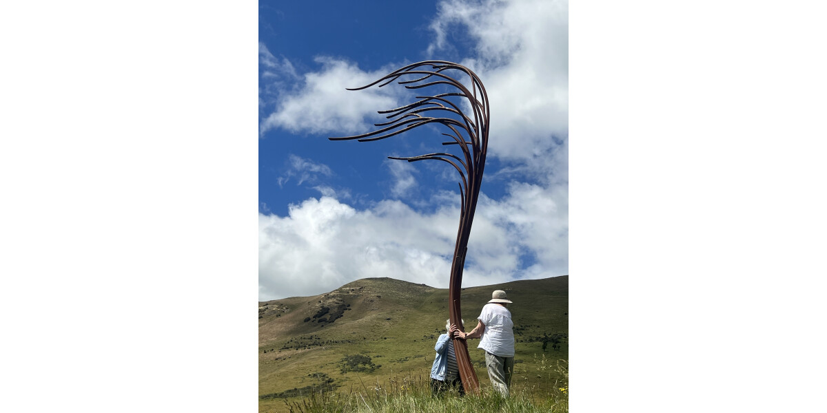 Sculpture at Iron Ridge Quarry Sculpture Park | discoverywall.nz