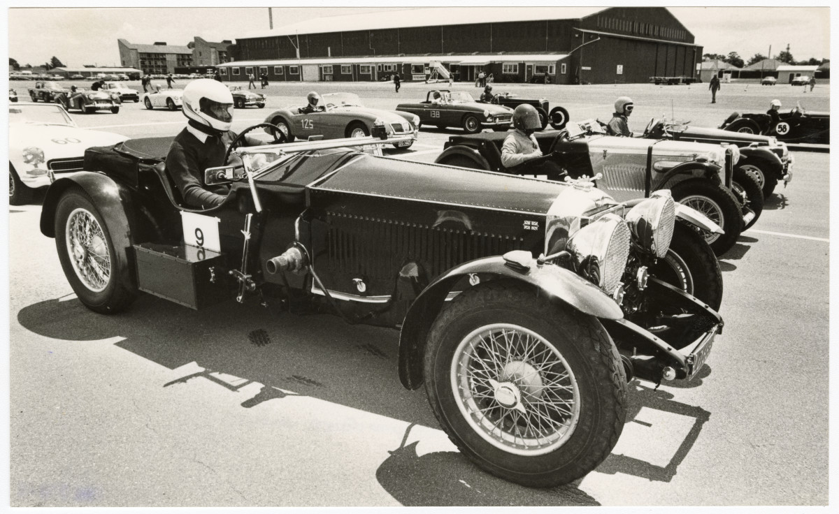 Restored Invicta S Type | discoverywall.nz