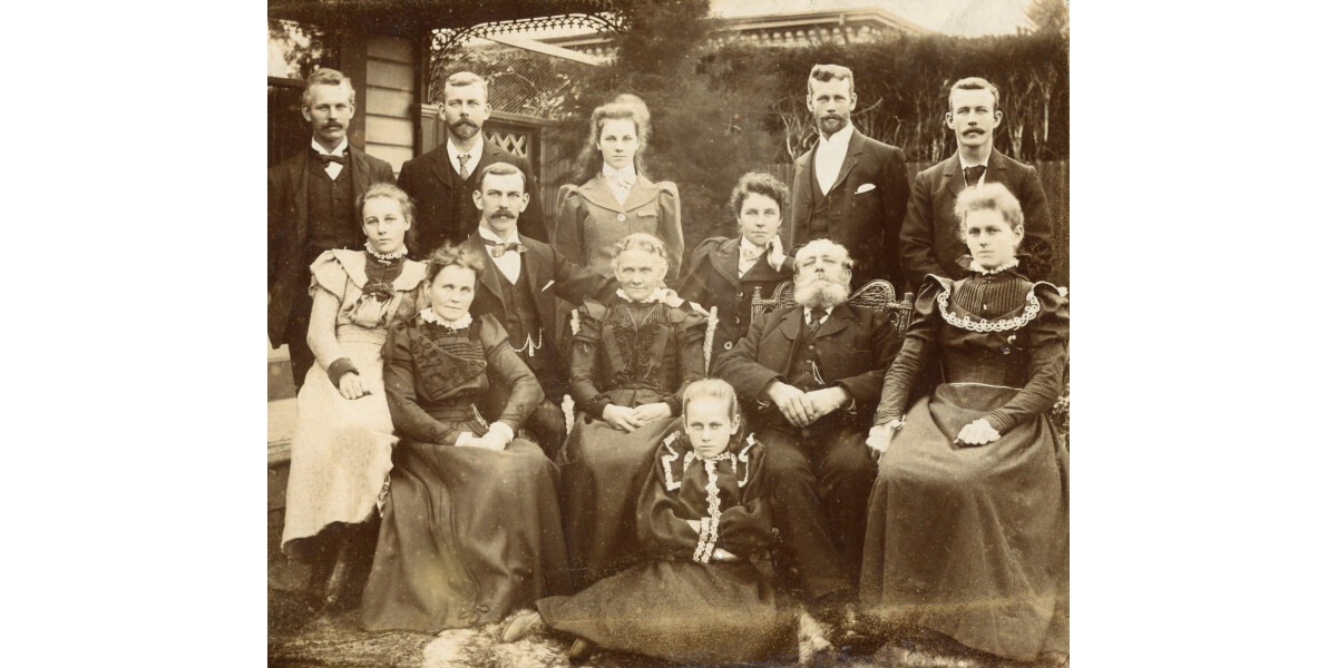 The Price family c 1897 | discoverywall.nz