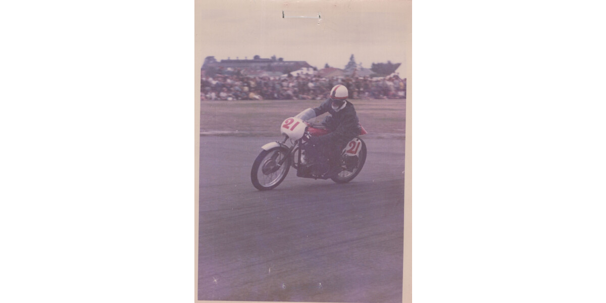 Lady Wigram Race Day motorcycle no. 21 | discoverywall.nz