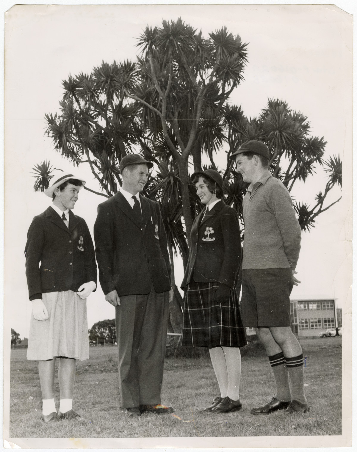 Burnside High school uniforms | discoverywall.nz