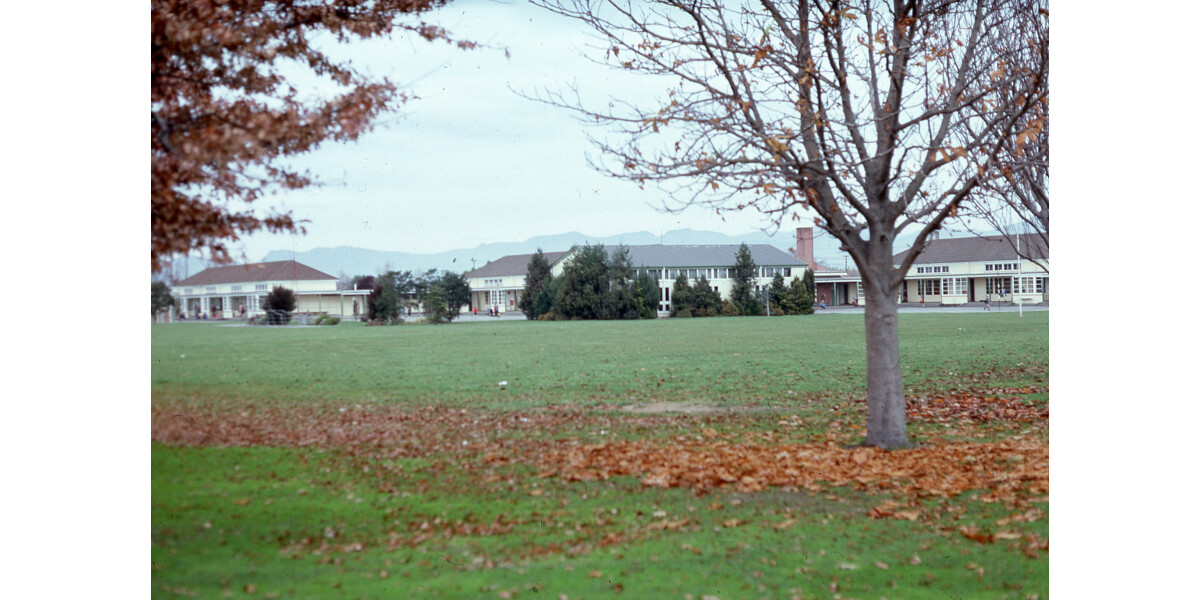 Ilam School from University of Canterbury campus | discoverywall.nz
