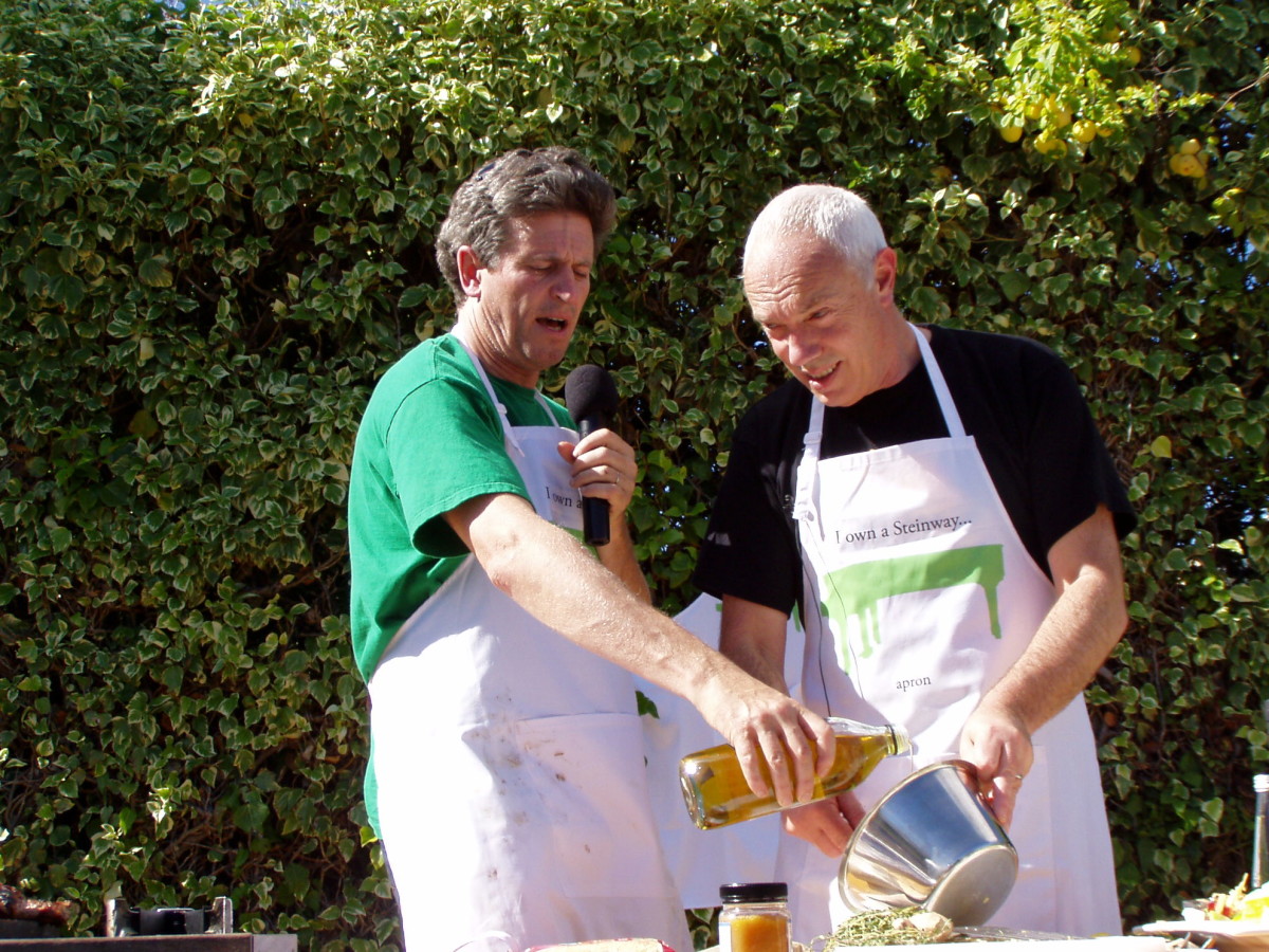 Richard Till & Christchurch Mayor Bob Parker | discoverywall.nz