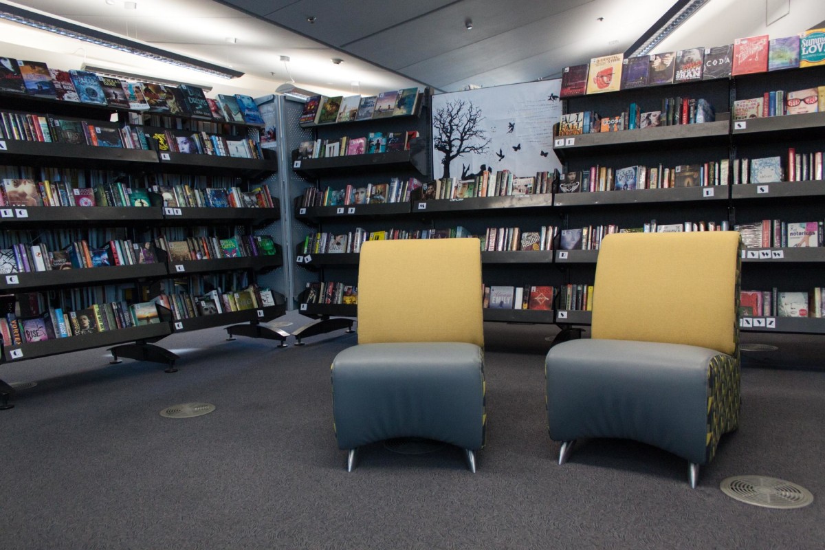 Young adult section, New Brighton Library | discoverywall.nz