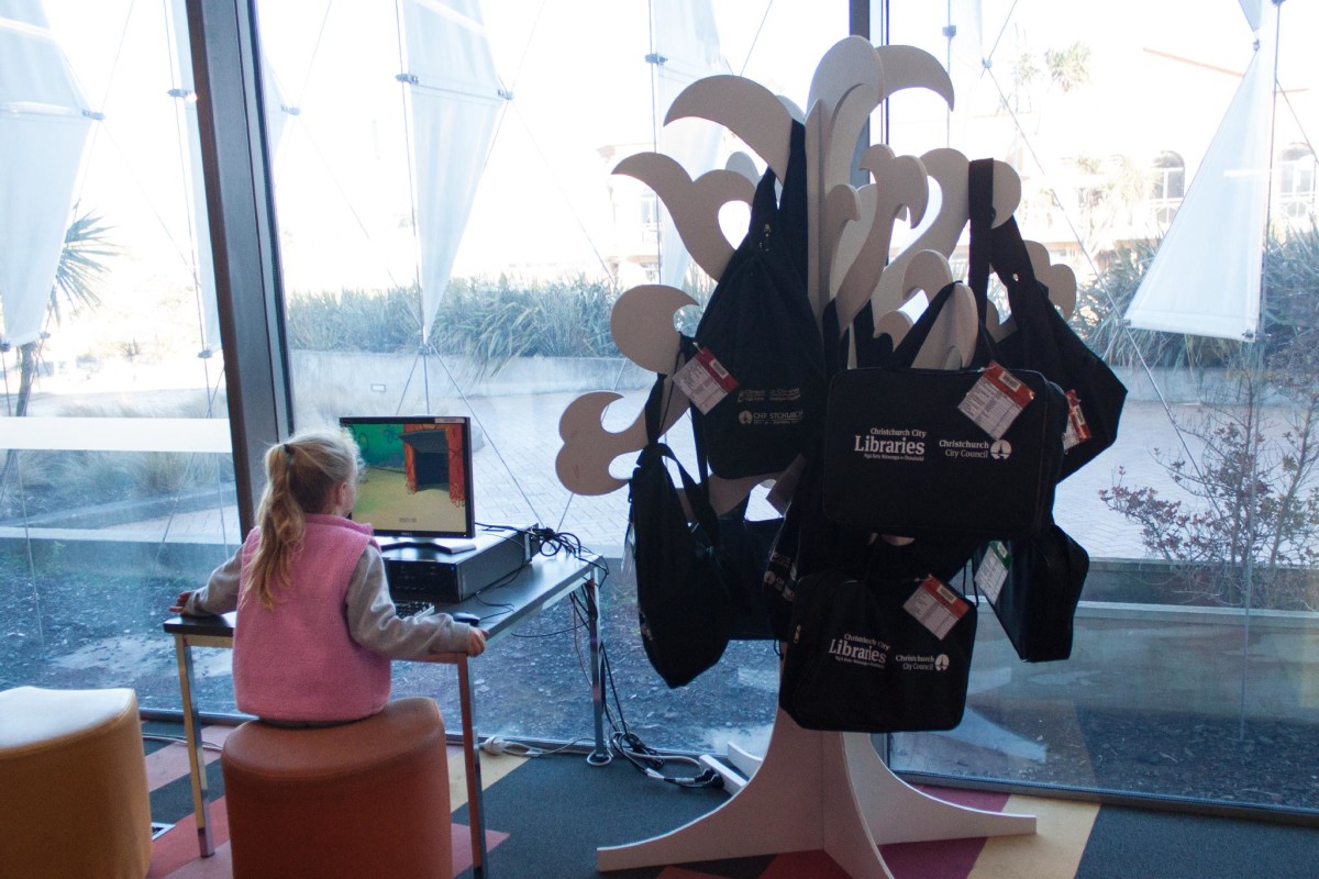 Children's section, New Brighton Library | discoverywall.nz