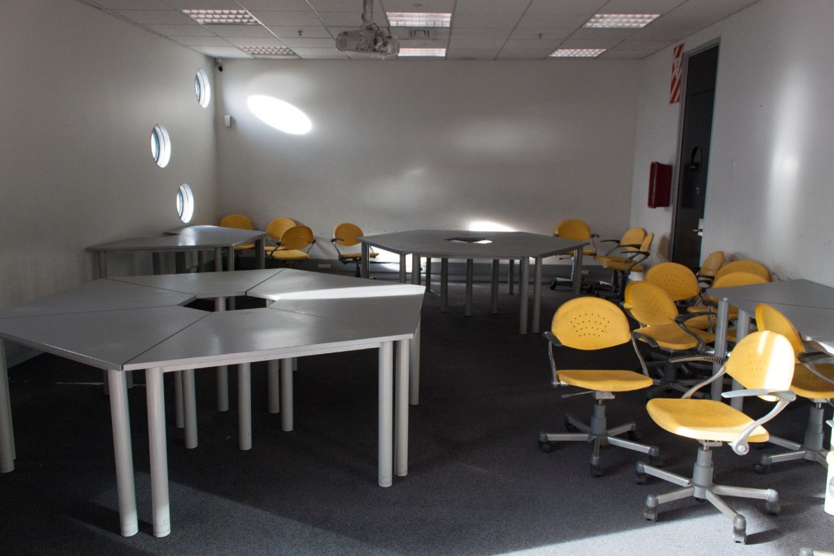 Computer bay, New Brighton Library | discoverywall.nz