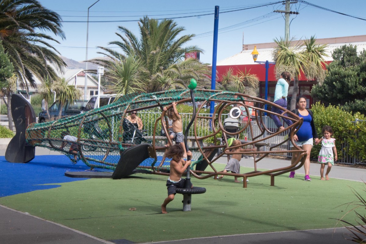 Fish playground, New Brighton Mall | discoverywall.nz