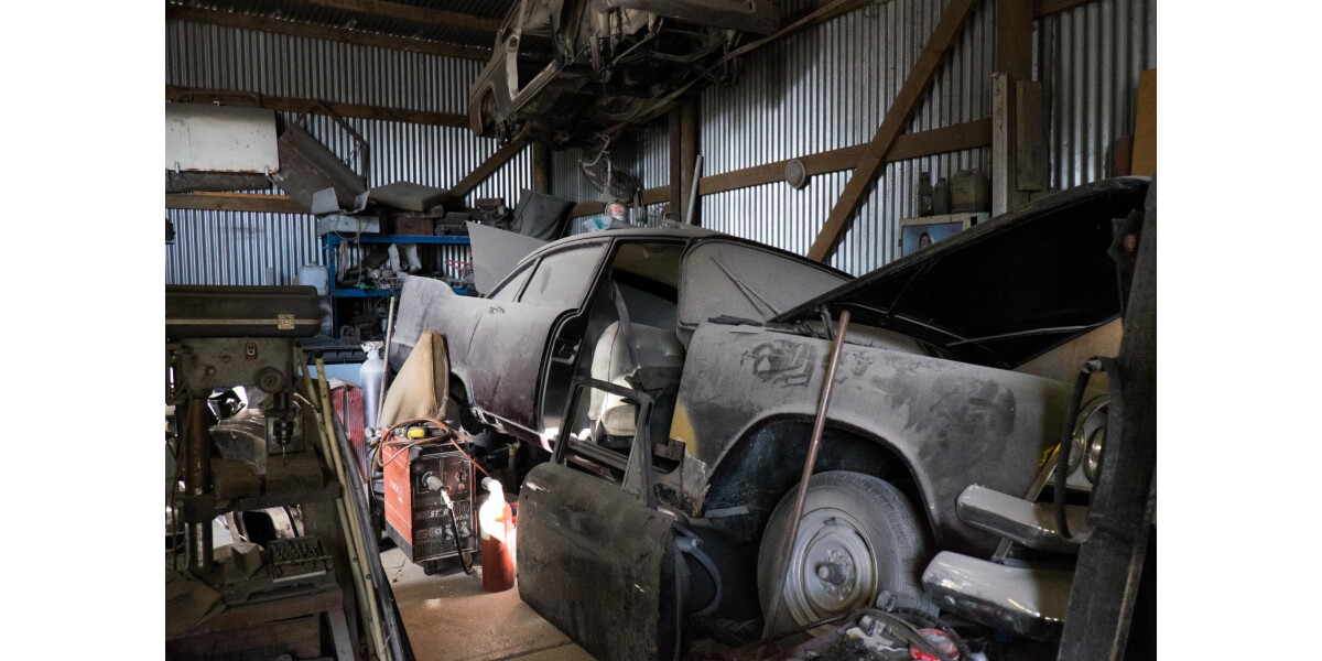Rust Repairs car yard and panel beaters, Halswell | discoverywall.nz