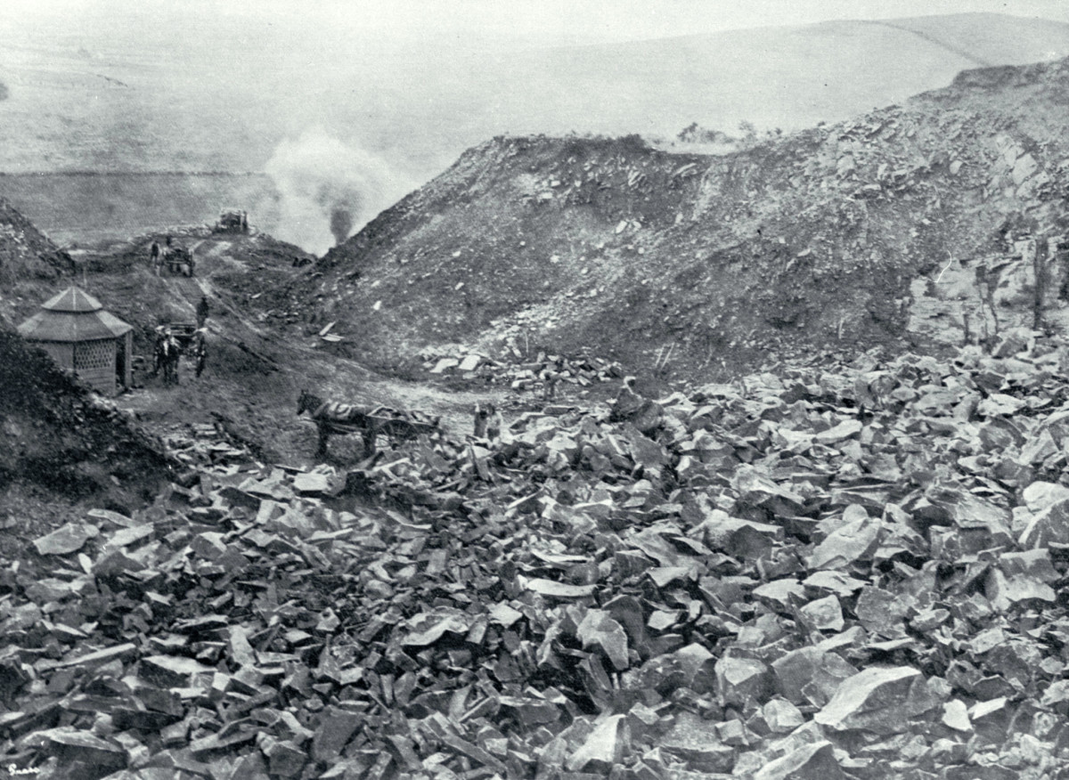 General view of Halswell Quarry and a large fall of stone