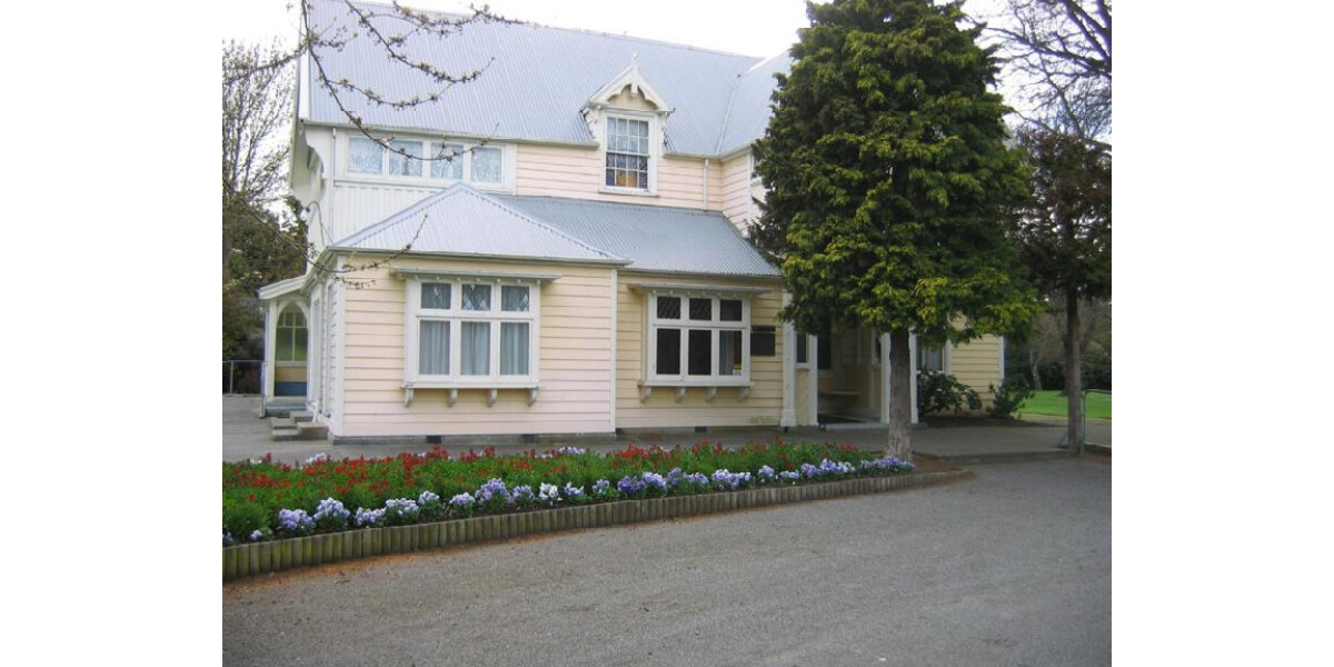 Risingholme Community Centre | discoverywall.nz