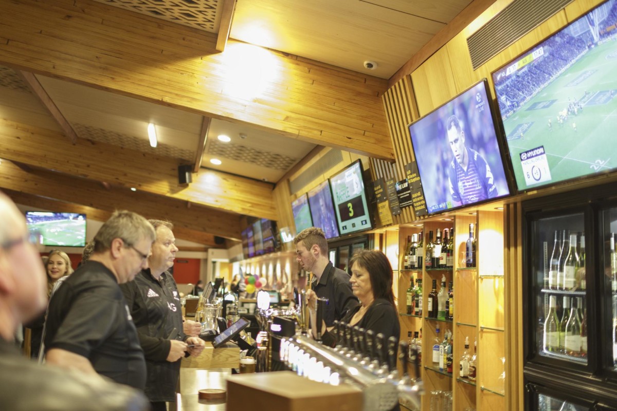 The Papanui Club Sports Bar on All Blacks game night