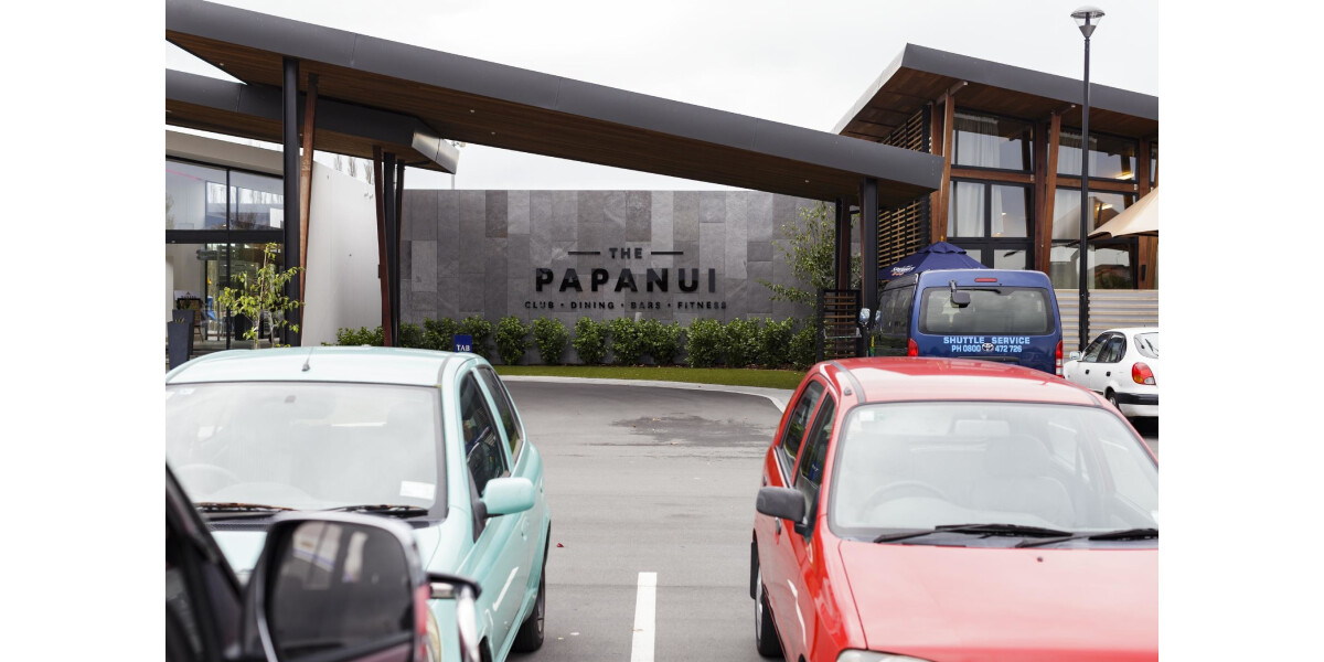 Papanui Club exterior | discoverywall.nz