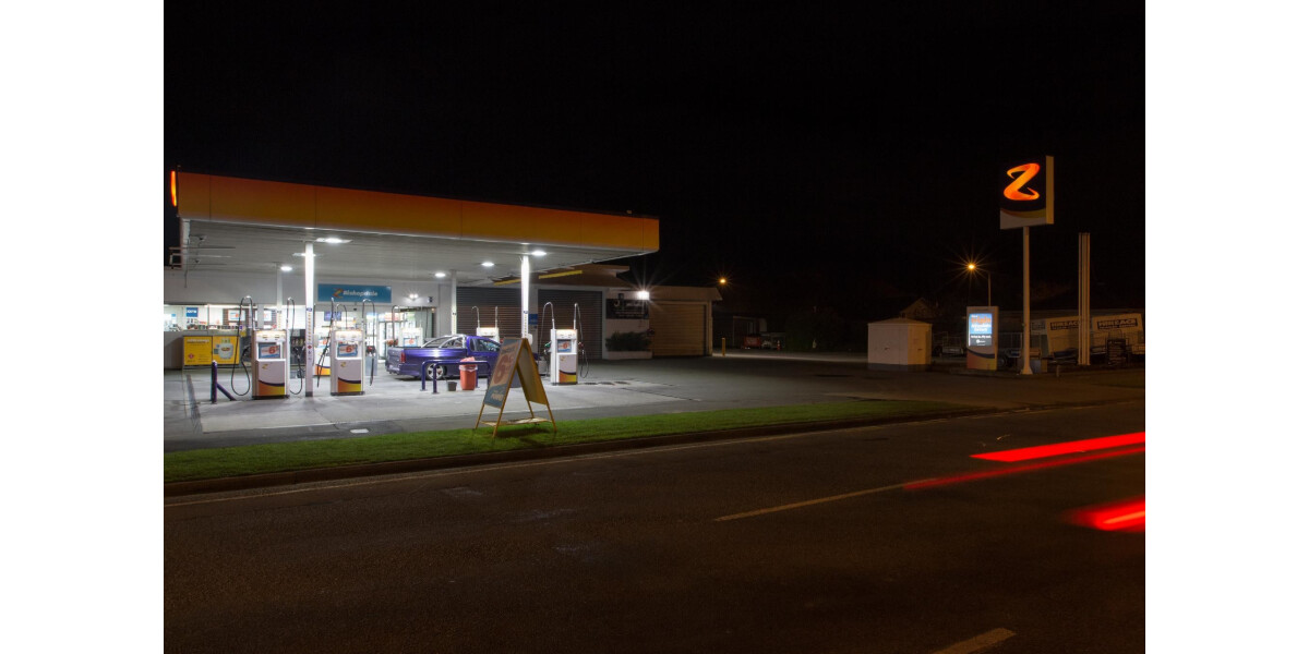 Z gas station on Harewood Road | discoverywall.nz
