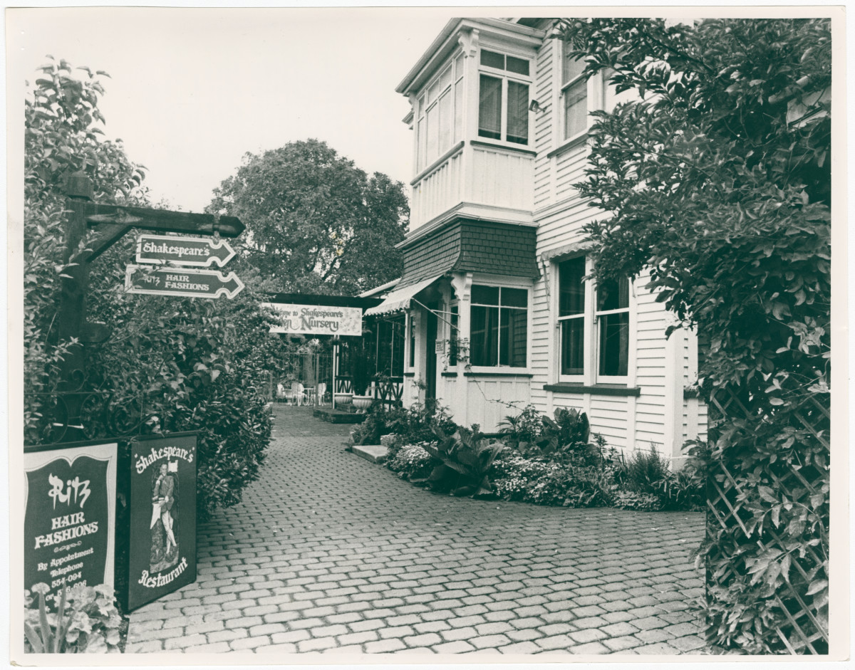 Shakespeare Restaurant, Merivale | discoverywall.nz