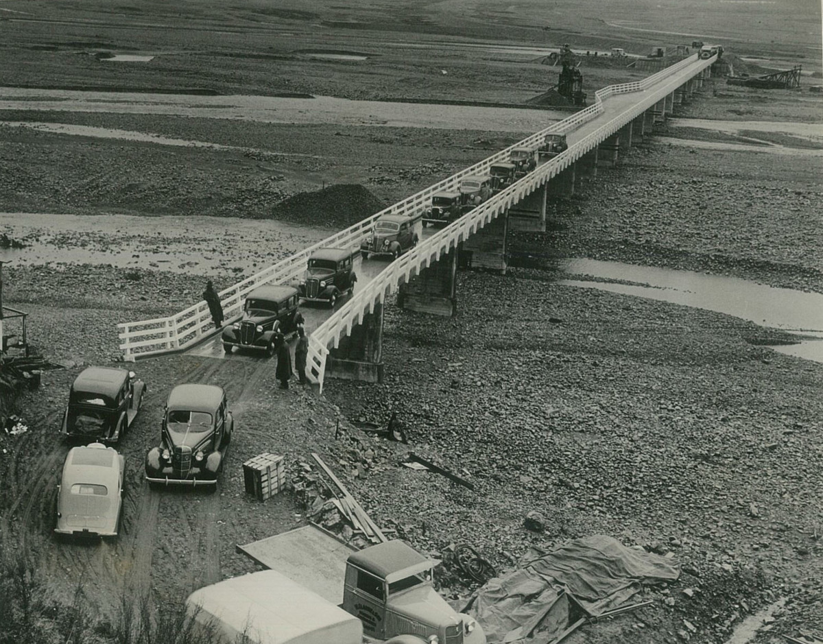 Official opening of the Bealey Bridge in Canterbury | discoverywall.nz