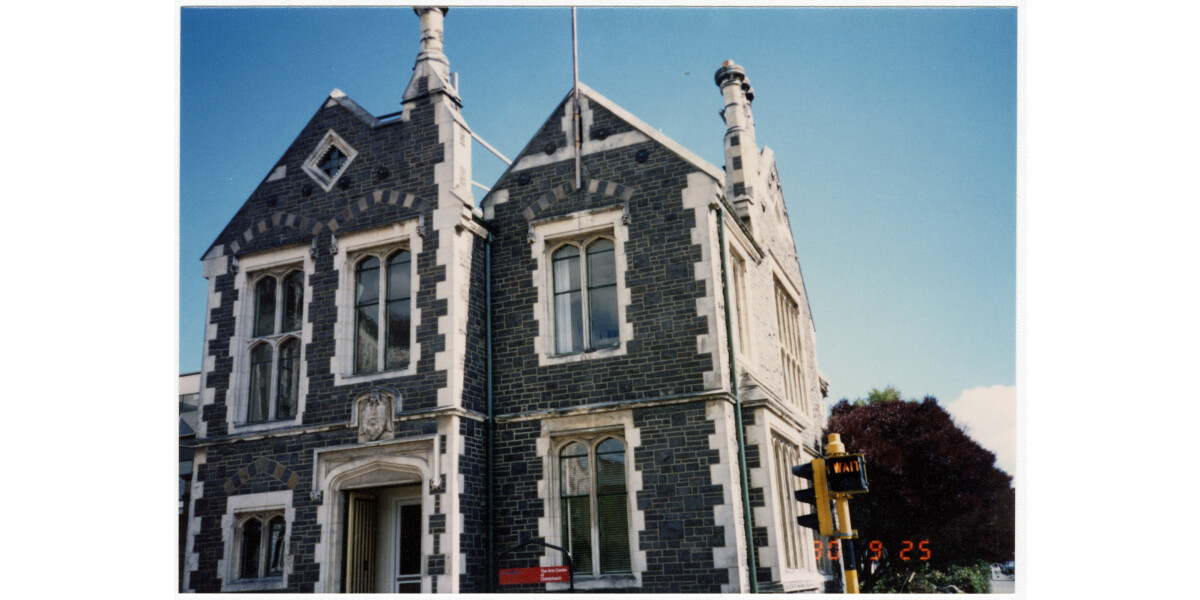 Former Registry building | discoverywall.nz