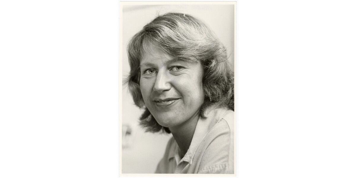 Librarian Helen Tait | discoverywall.nz