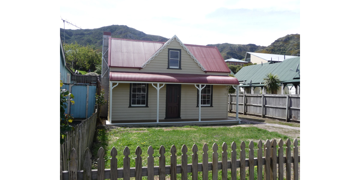 Grubb Cottage, Lyttelton | discoverywall.nz Grubb Cottage, Lyttelton | discoverywall.nz