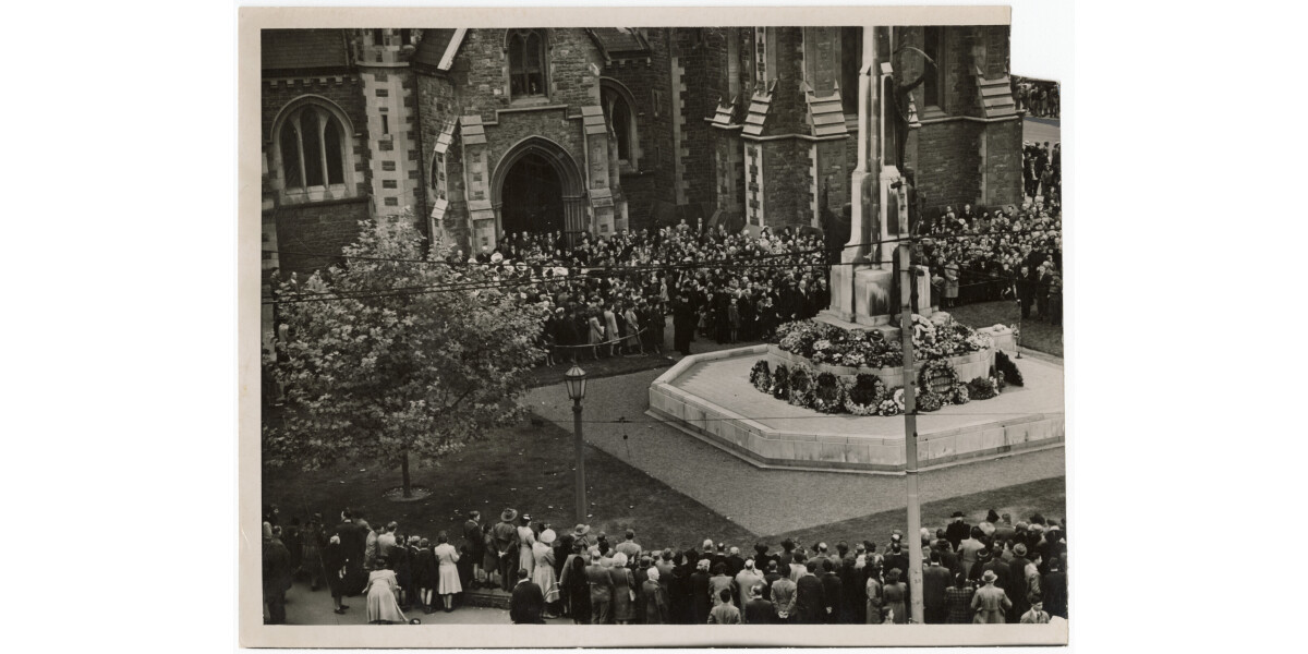 Anzac Day dawn service in Cathedral Square | discoverywall.nz