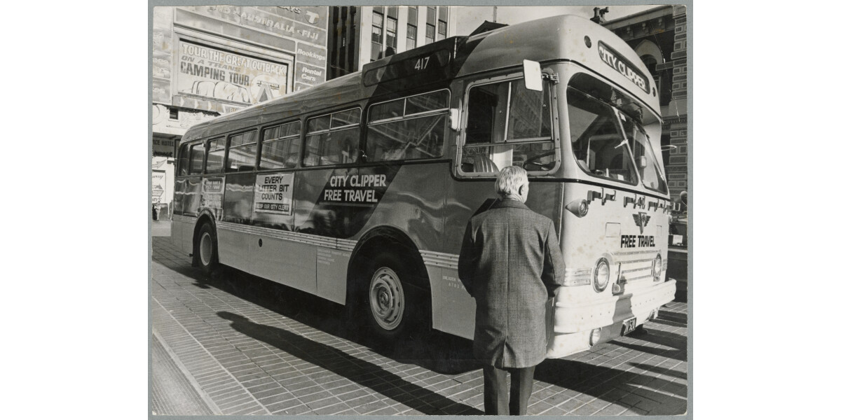 New City Clipper bus | discoverywall.nz